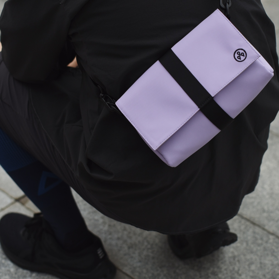 Fasten & Go | Triangle Sling Bag Mini – Kiwee